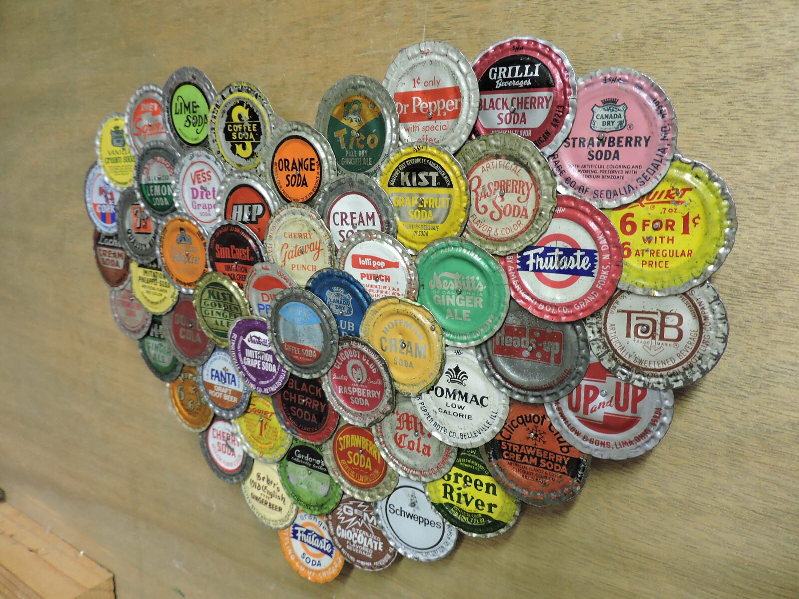 Vintage Soda Pop Bottle Cap Heart 11.5 by 8.5 Inches S2 - Etsy