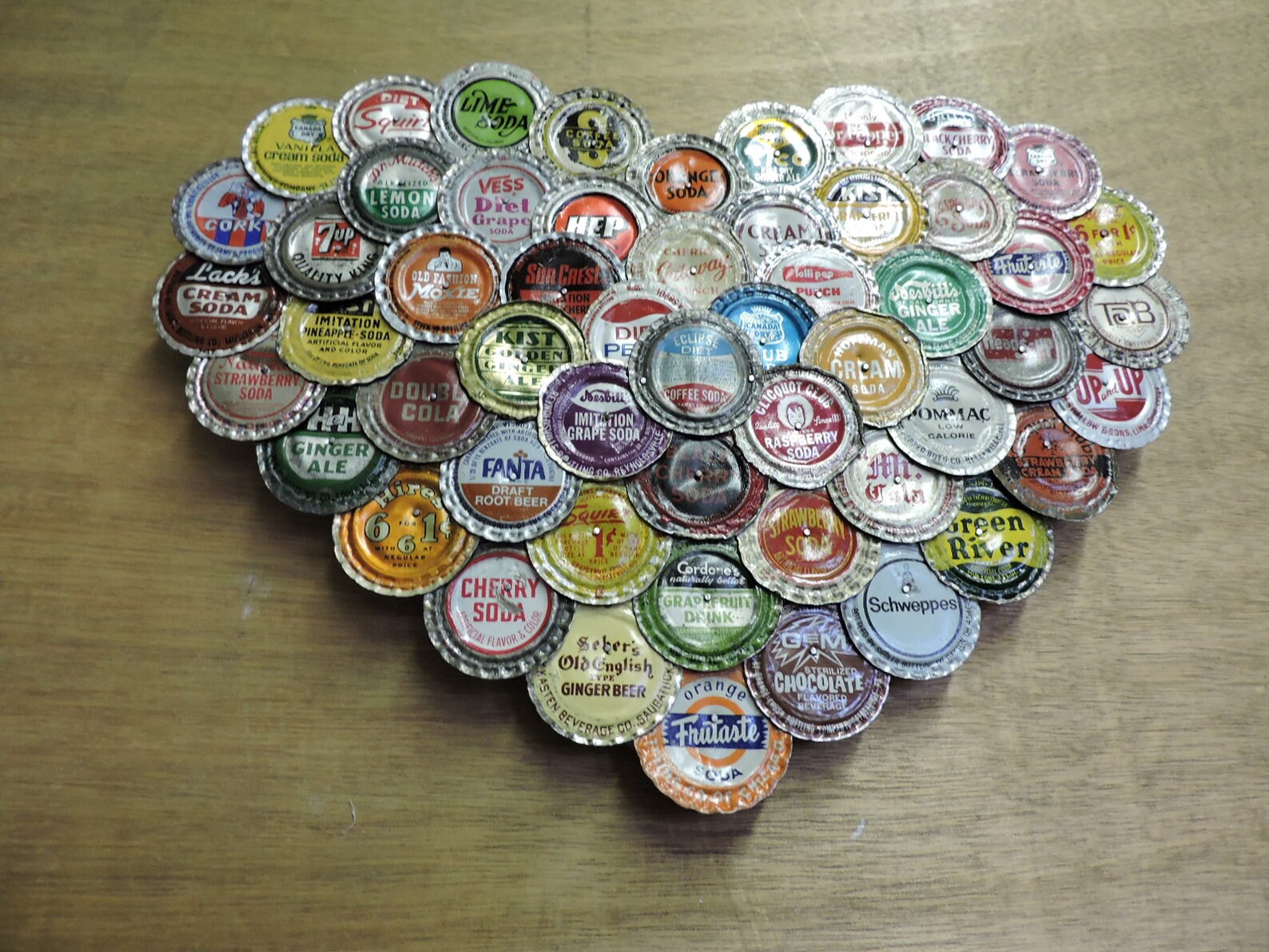 Vintage Soda Pop Bottle Cap Heart 11.5 by 8.5 Inches S2 | Etsy