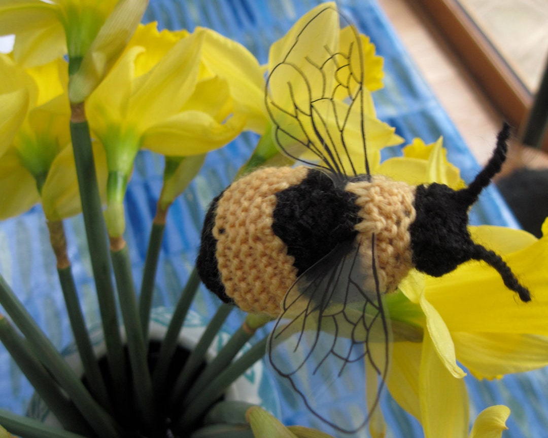 Bumble Bee Knitting Pattern - Etsy