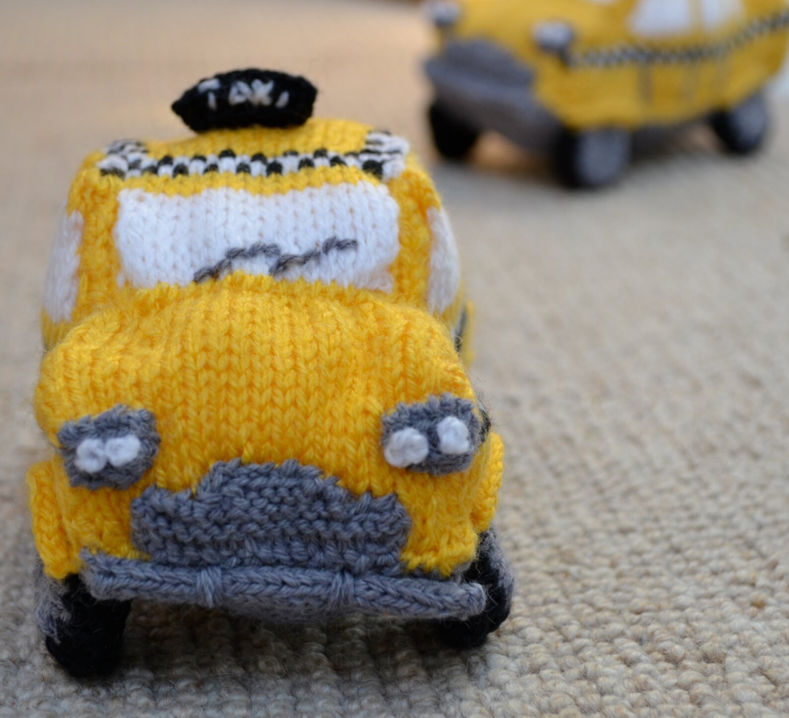 New York Vintage Cab Knitting Pattern - Etsy
