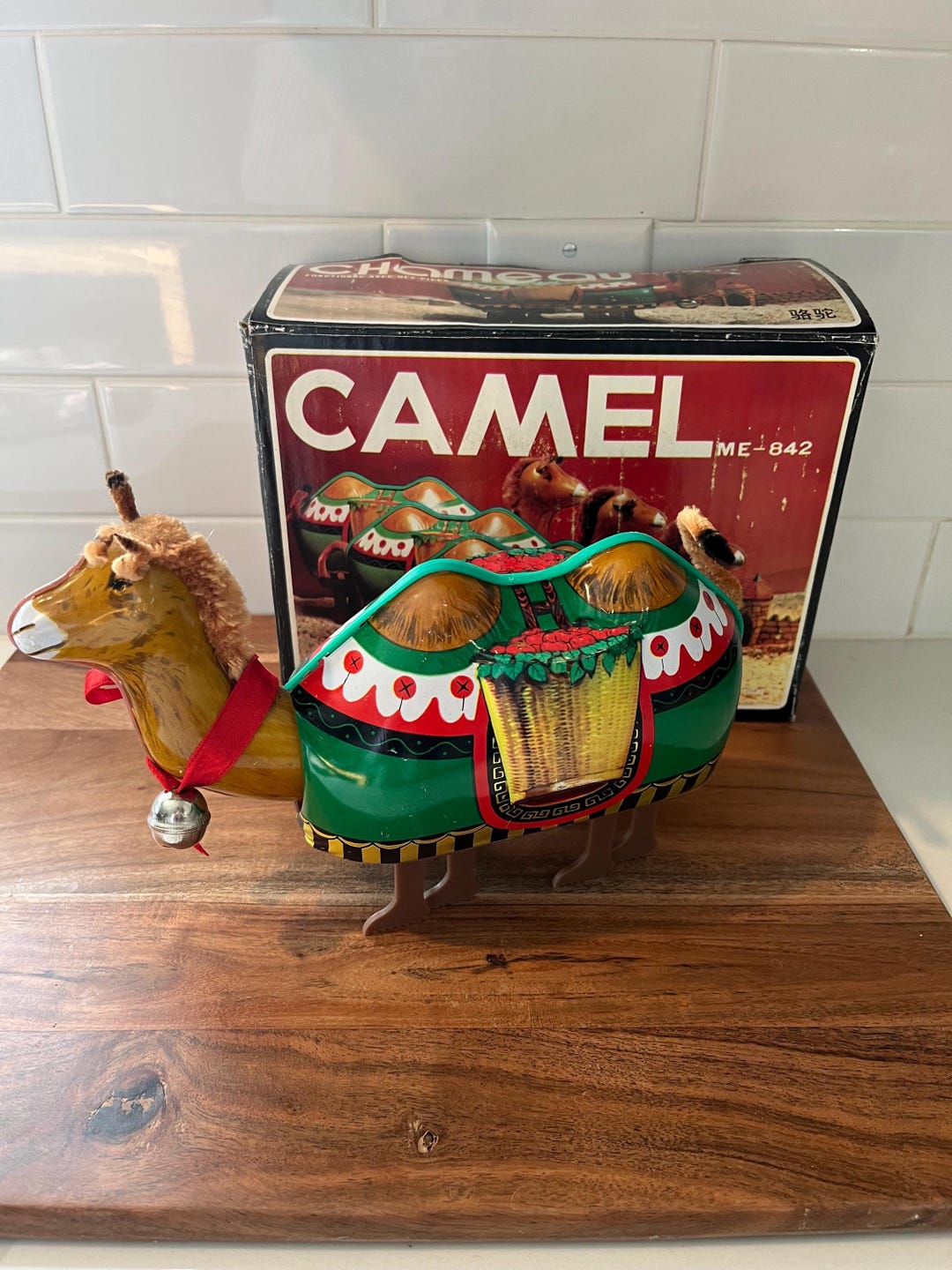 Vintage Camel ME-842 Tin Toy Walking Mechanical Battery Operated ...