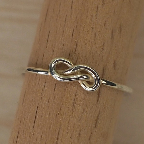 Infinity Knot Ring - Etsy
