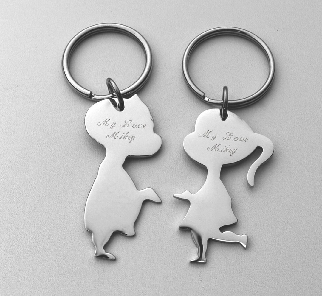 Personalized Stainless Steel Kissing Couple Keychain Set Engraved Free ...