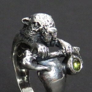 Beaver Ring With Peridot - Animal Ring - Totem Ring - Green Stone Ring ...