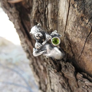 Beaver Ring With Peridot - Animal Ring - Totem Ring - Green Stone Ring ...