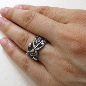 Underwater World Ring in Sterling Silver - Mermaid Ring - Silver Coral ...