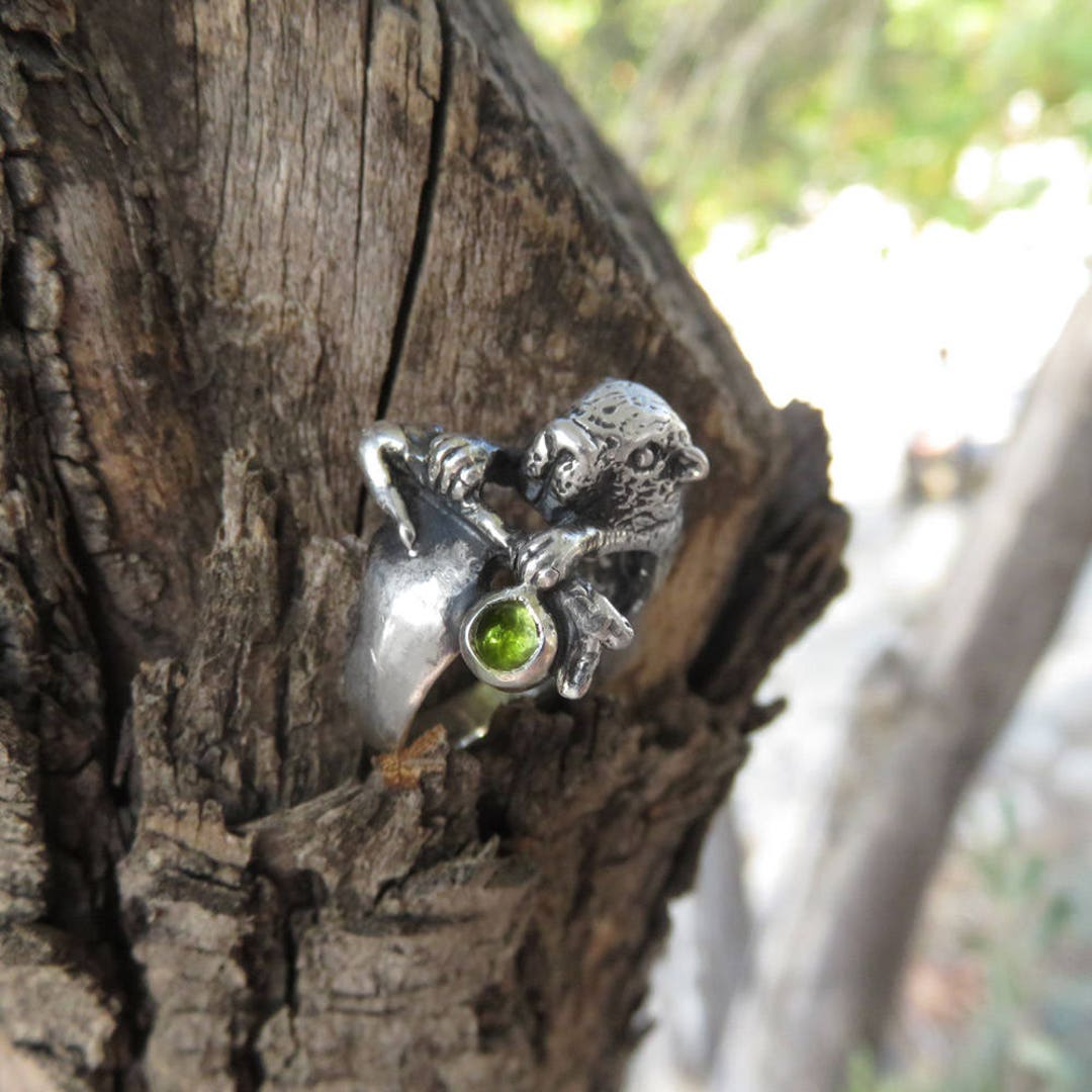Beaver Ring With Peridot - Animal Ring - Totem Ring - Green Stone Ring ...