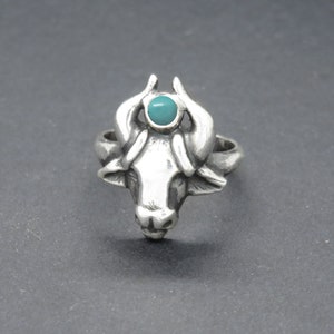 Taurus Ring With Moonstone in Sterling Silver - Rainbow Moonstone Ring ...