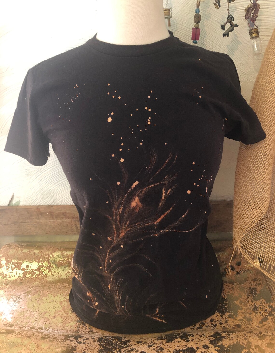 Black Bleach Art Peacock Feather T-shirt - Etsy