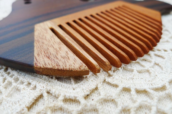 Deadstock 1980s MONKEY Design Wood Comb, Collectable,… - Gem