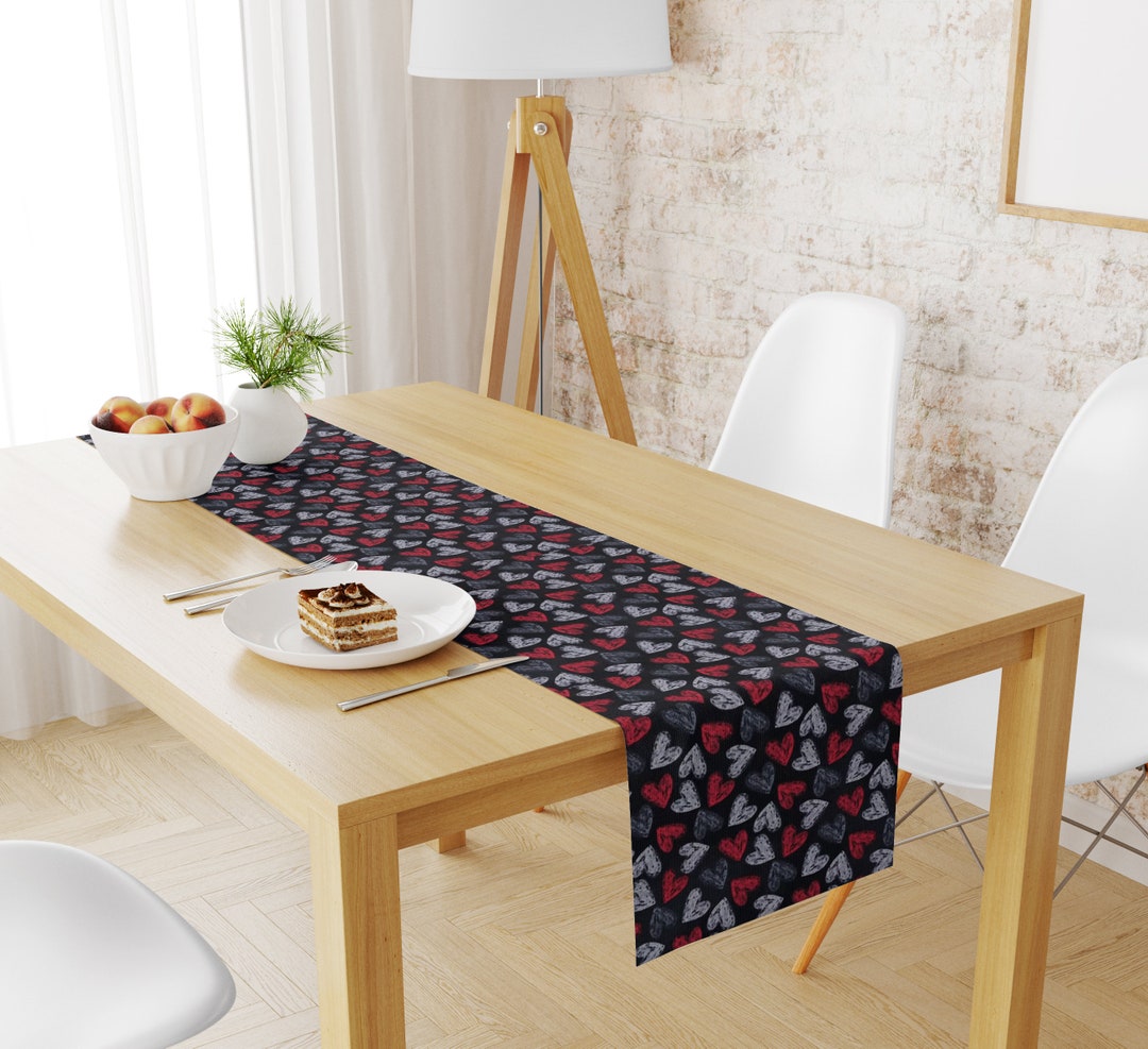 Handmade Valentine's Day Table Runner. Valentine's Day/romantic Table ...