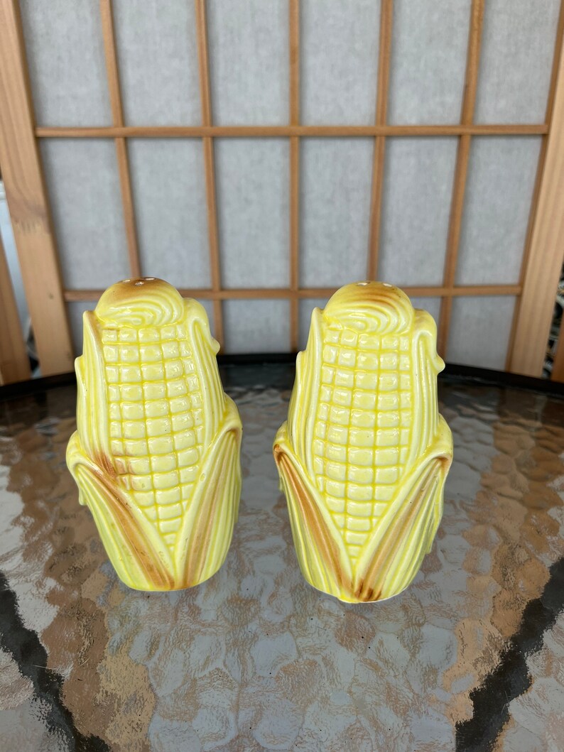 Corn on the Cob Salt and Pepper Shakers - Etsy