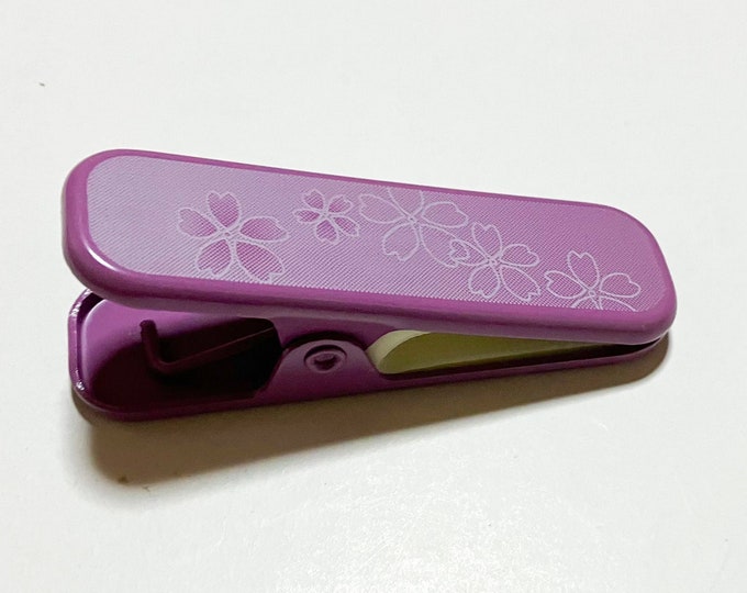 Metal Eri Clip / Kitsuke Clip / Kimono Clip : Purple Sakura / Useful ...