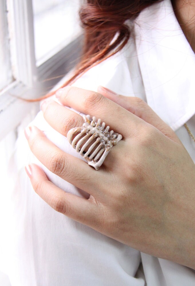 Rib Cage Ring Hand-craft Painted Version / Jewelry - Etsy
