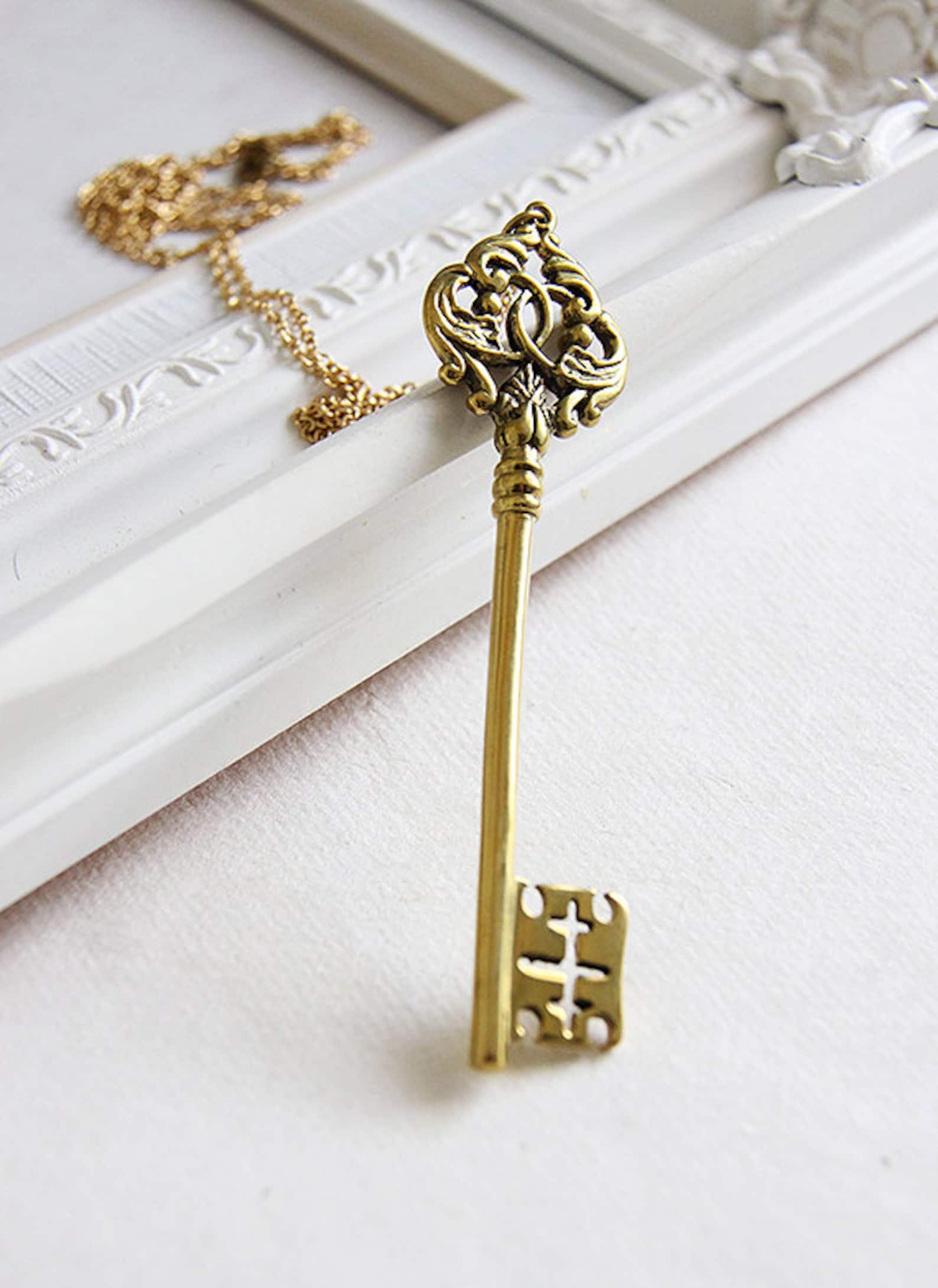 Antique Style Key Pendant / Golden Tone Brass Material / Vintage Look ...