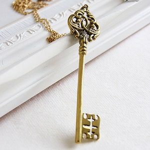 Antique Style Key Pendant / Golden Tone Brass Material / Vintage Look ...