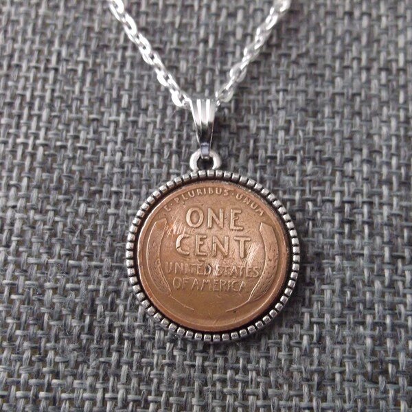 Coin Pendant Holder - Etsy