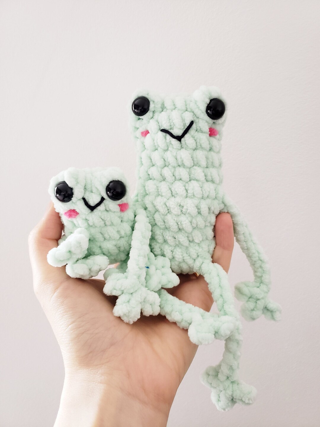 Crochet Frogs, Frog Plushie Gift Set, Cute Leggy Frogs, Frog Gift - Etsy