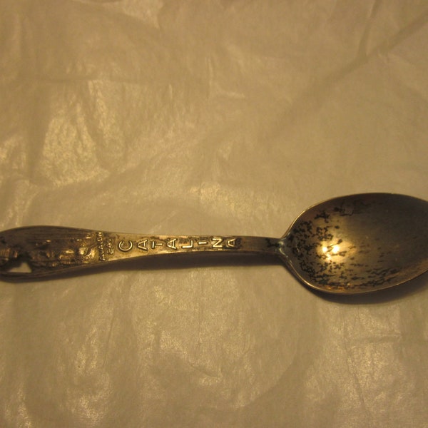 Souvenir Spoon Island - Etsy