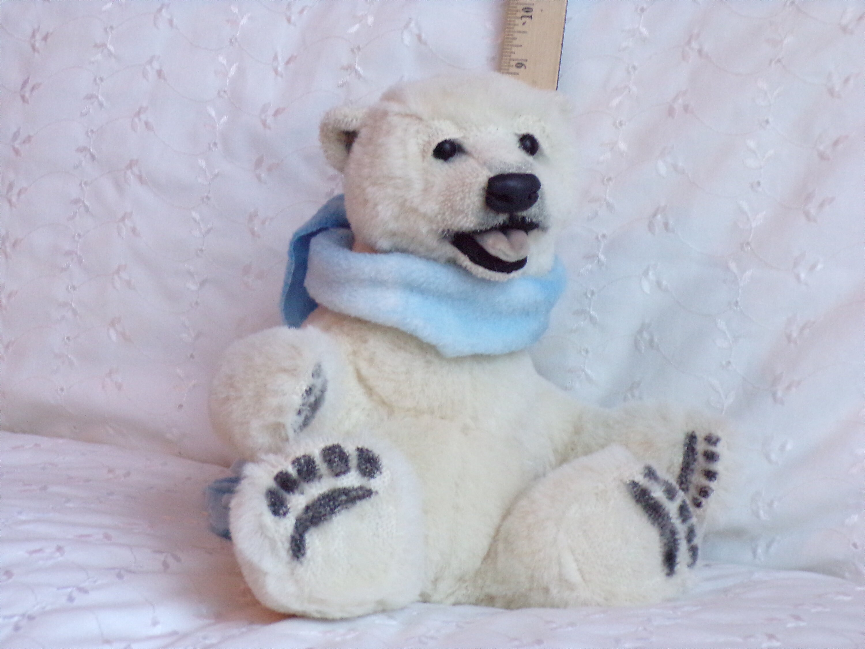 Vintage BAYSIDE BEARS Hand Made Alpaca Polar Bear KIP & Scarf * Artist ...