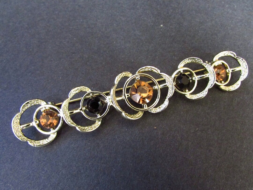 AS Priced 1757 Vintage 1961 Sarah Coventry amber Jet Gold Tone Textured Amber & Black Faceted ...