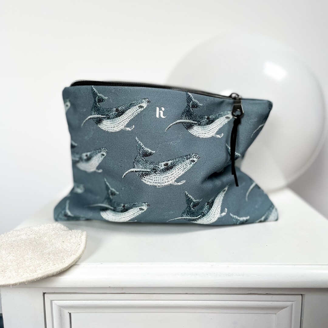 Organic Makeup Bag, Humpback Whale Pouch, Waterproof Toiletry Purse ...