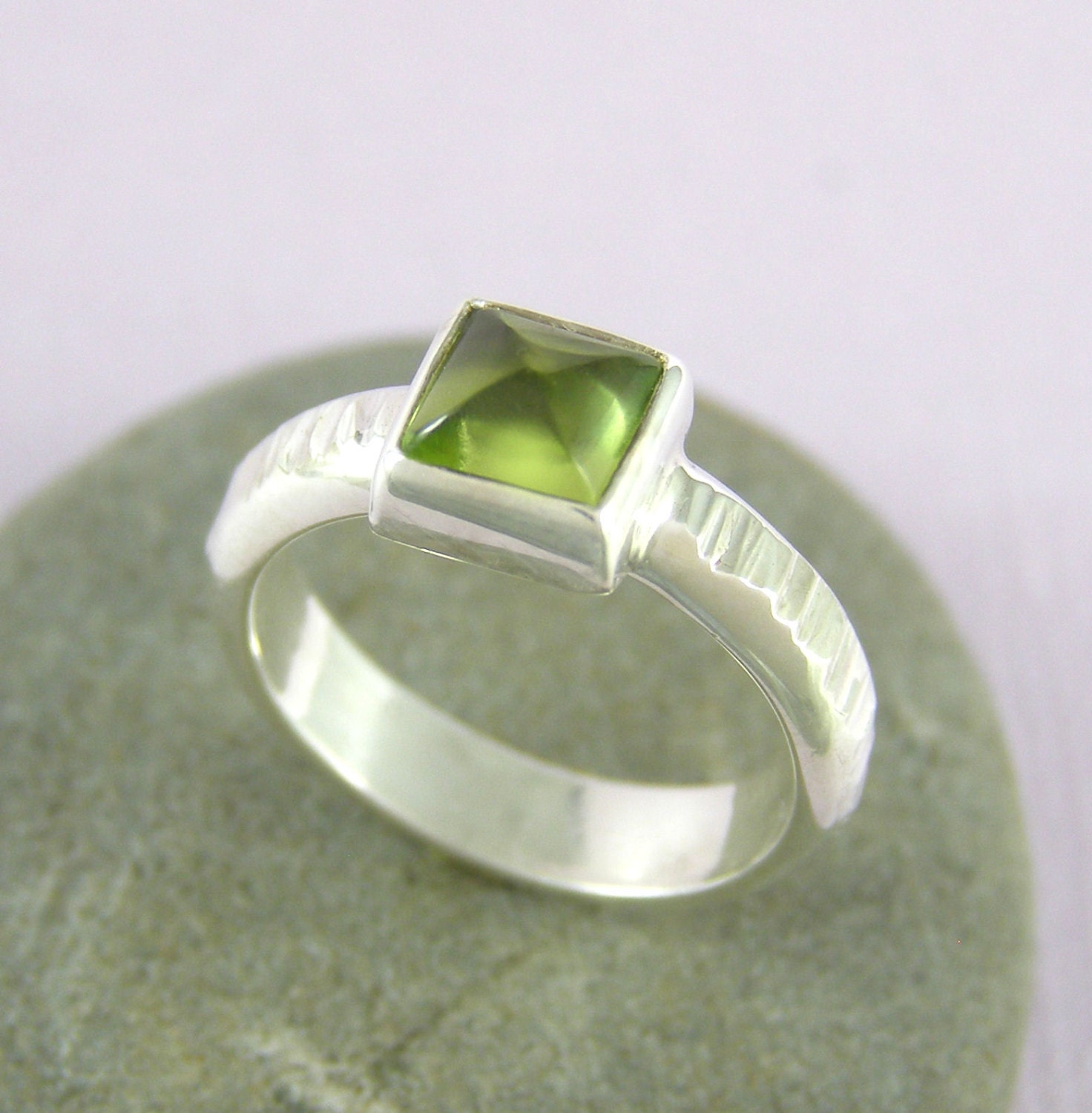 Pyramid Peridot and Hammered Silver Ring , August Birthstone - Etsy