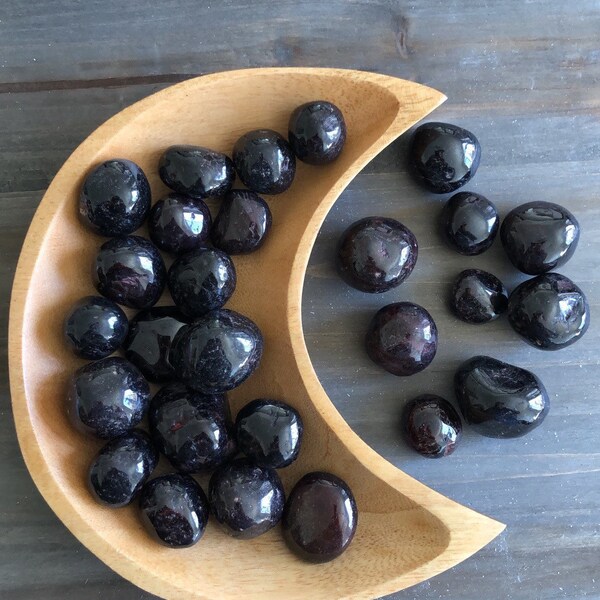 Tumbled Garnet - Etsy