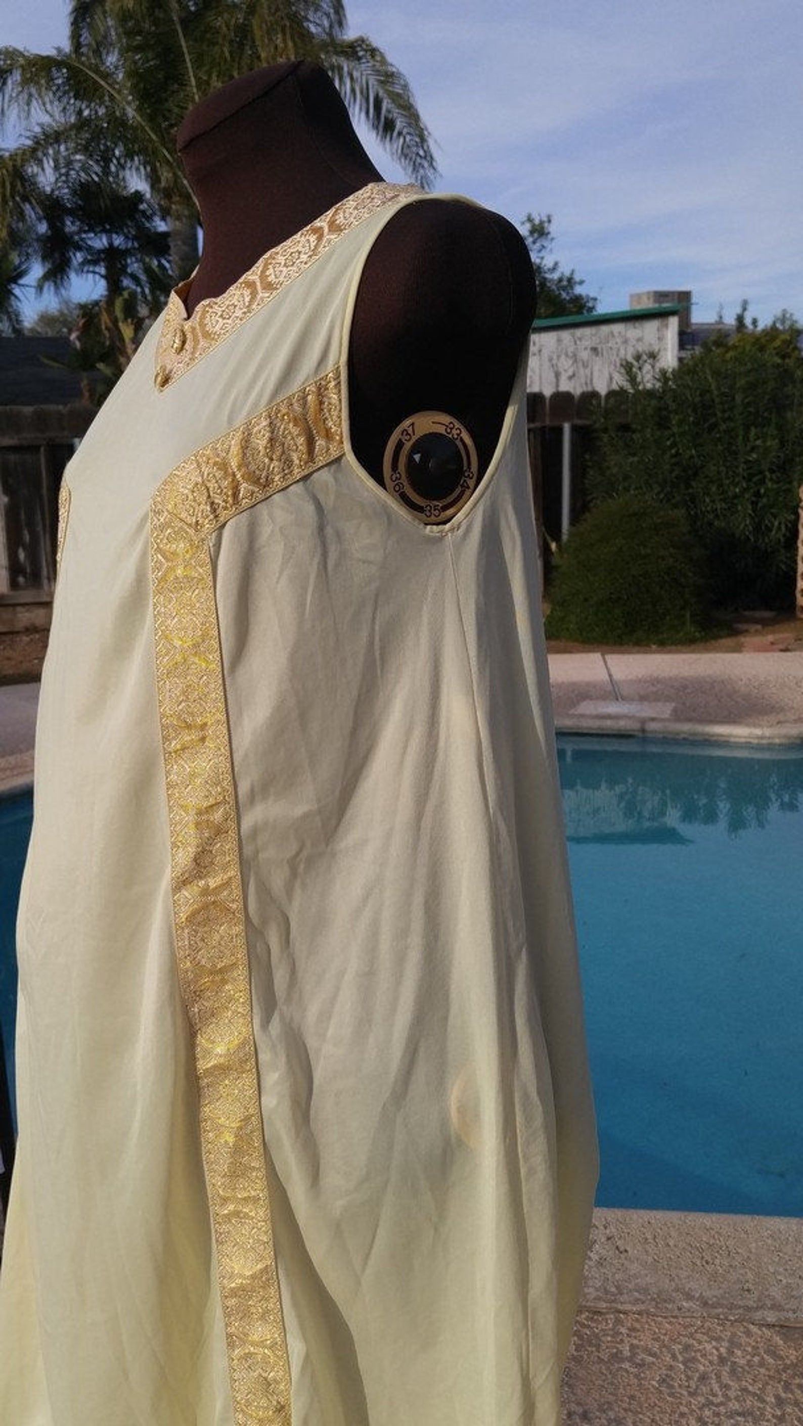 Henson Kickernick Yellow and Gold Brocade Gown Robe Slippers Orient ...