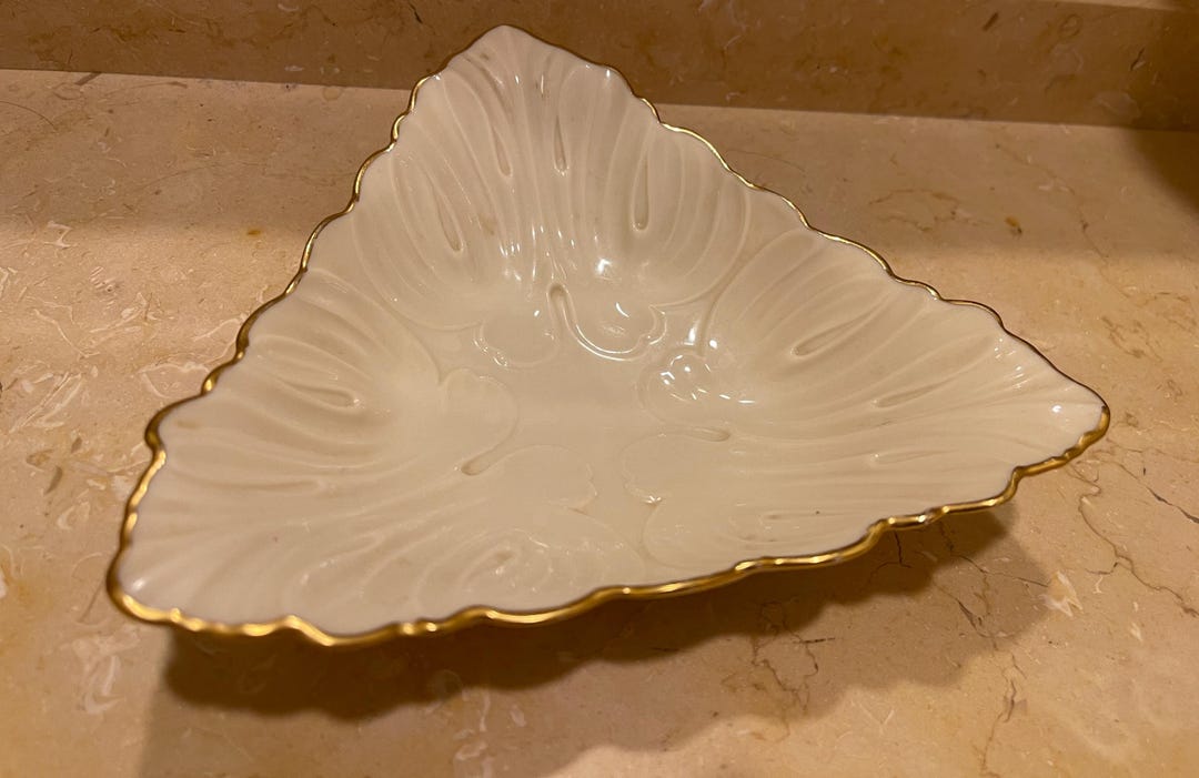 LENOX Triad Vintage Porcelain Triangular Dish: 24k Gold Trim - Etsy