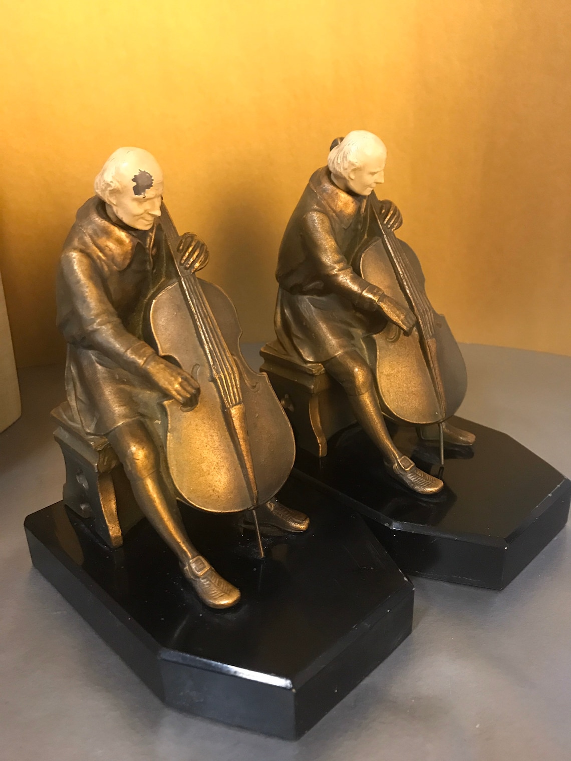 JB Hirsch Ivorine Cellist Bookends 1932 J.Ruhl Bronzed Metal - Etsy España