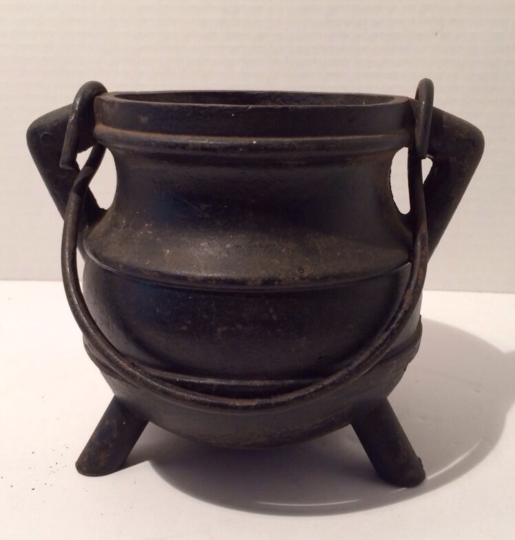 Cast Iron Black Pot/caldron Vintage Doorstop or Fireside Piece - Etsy