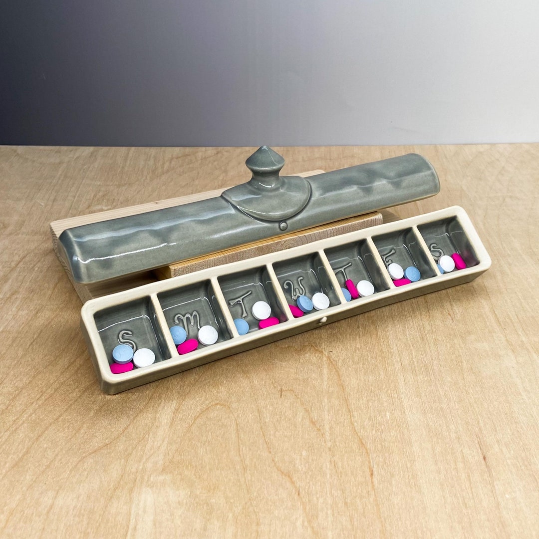 7 Day Pill Box Ceramic Pill Case Smooth Design Slip Trailed Pottery - Etsy
