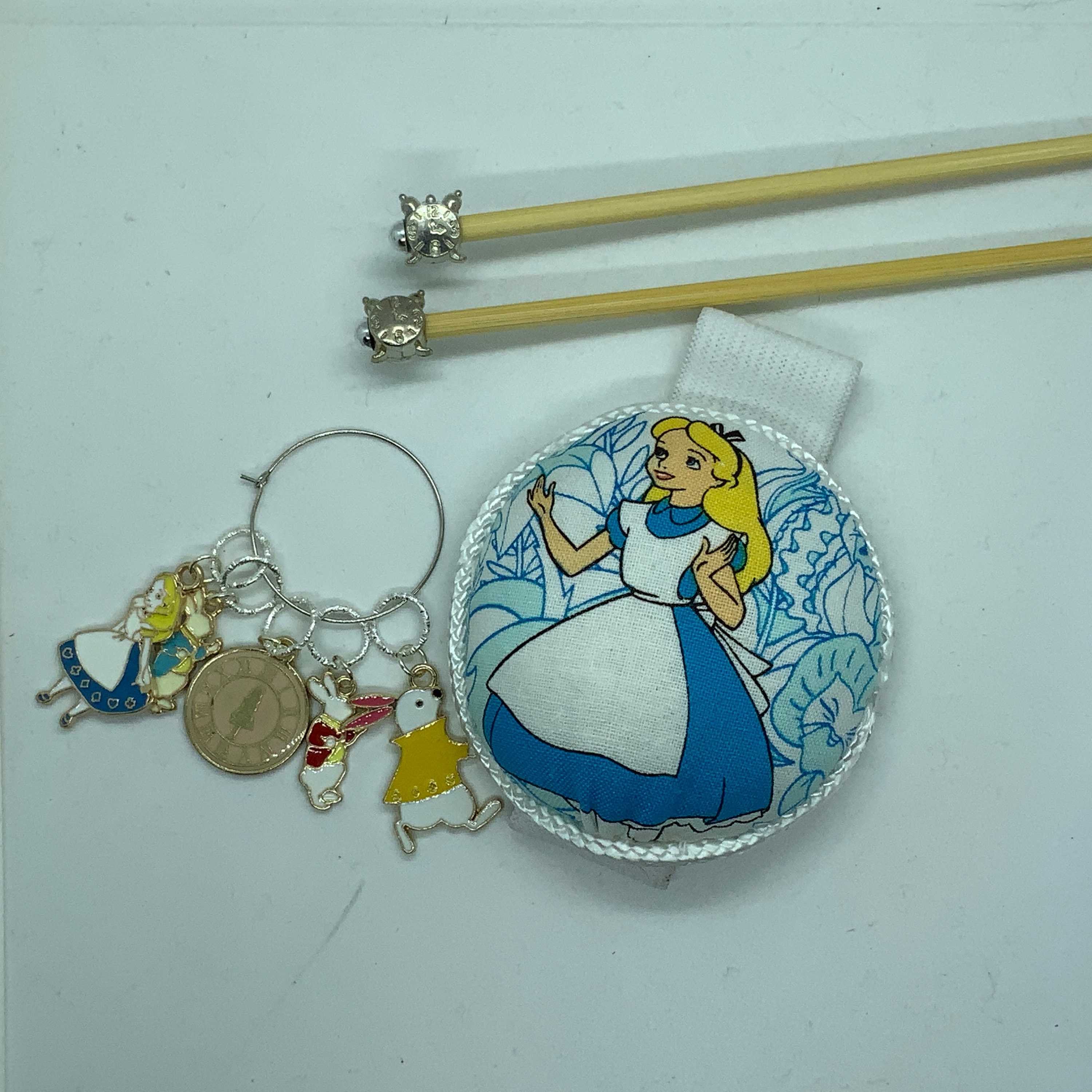 Alice in Wonderland Gift Set includes 23cm 4mm knitting | Etsy