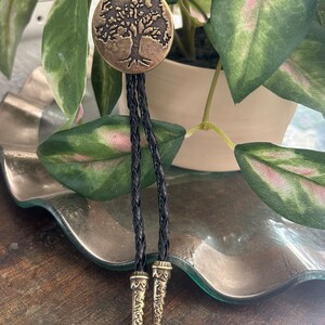 Oak Tree Bolo Tie - Round Design - Gifts for Him - Bola Leather Cowboy ...
