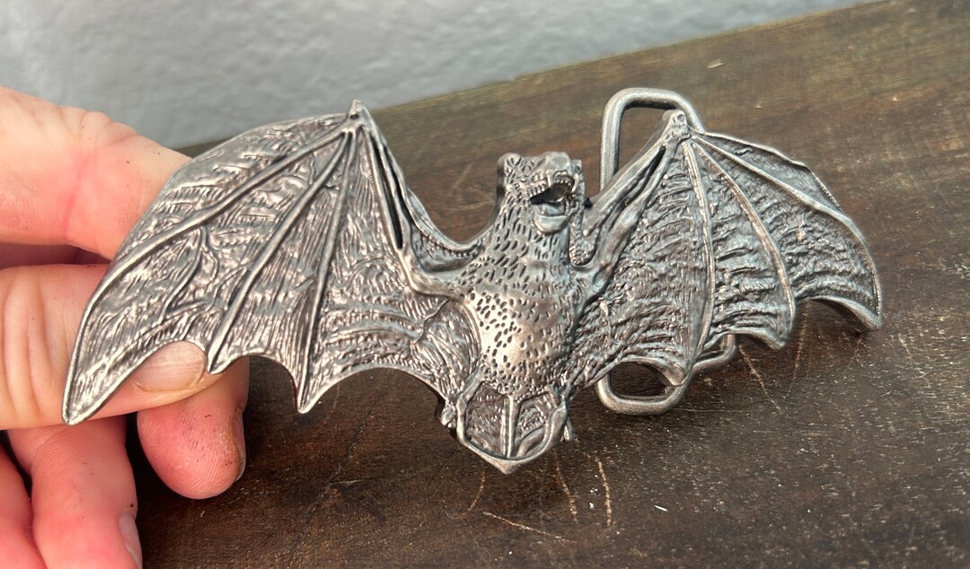 Vintage Style Large Bat Belt Buckle - Pewter - Rare - Dracula - Megabat ...