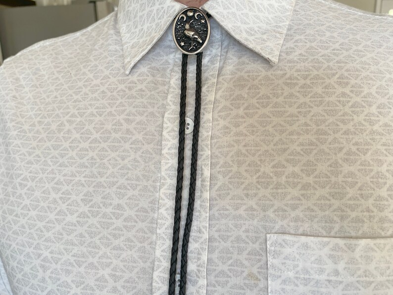 Crow Moon Bolo Tie Raven Sky Celestial Dark Night Animal - Etsy