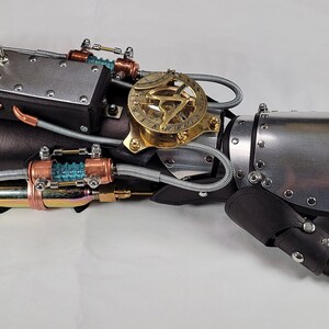 Black & Silver Steampunk / Dieselpunk Gauntlet - Etsy