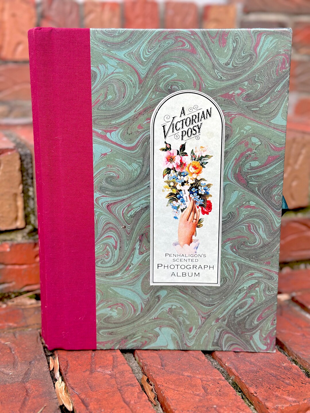 A Victorian Posy Photo Album With Double Sided Photo Frames / Beautiful ...