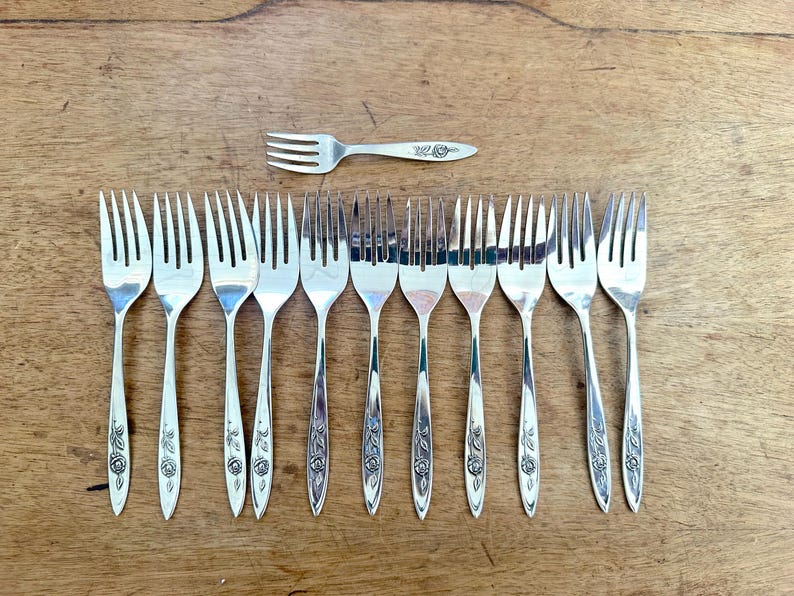 Vintage Oneida "my Rose" Pattern Replacements by the Piece / Dinner ...