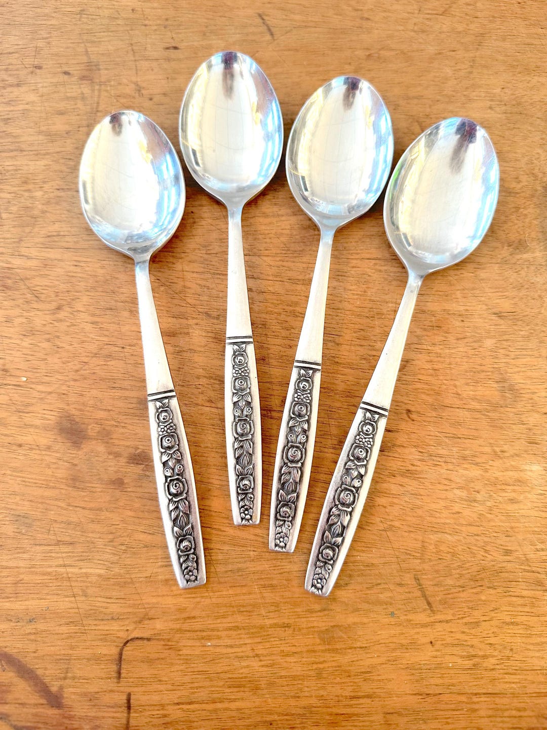 Vintage Northland Stainless Floral Panel Pattern Oval Soup Spoons, Lot ...
