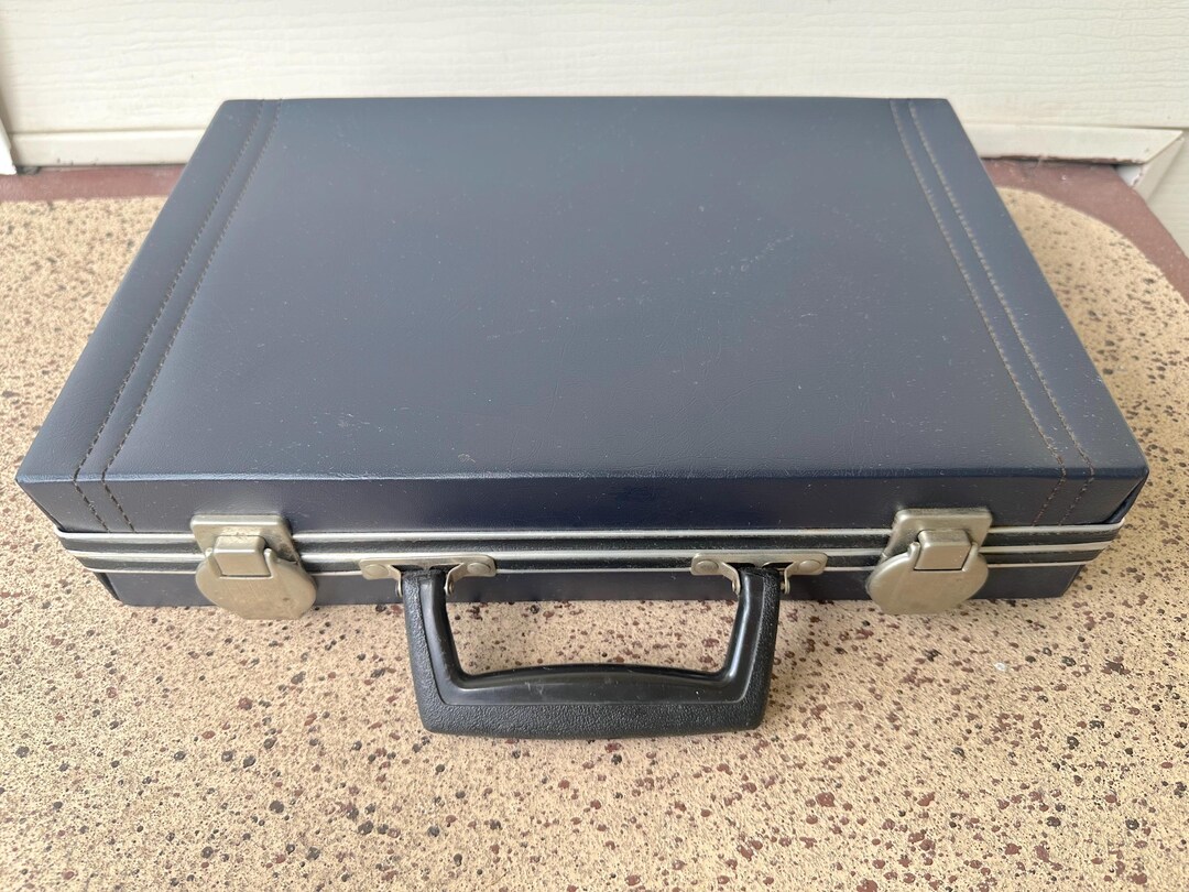 Classic Vintage Vinyl Cassette Tape Carry Case / 30 Cassette Carry Case ...