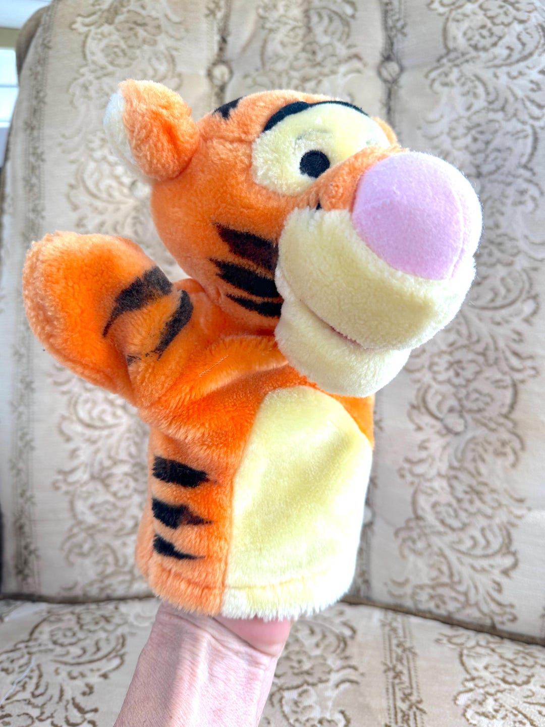 Tigger Vintage Plush Hand Puppet / Winnie the Pooh Puppet - Etsy