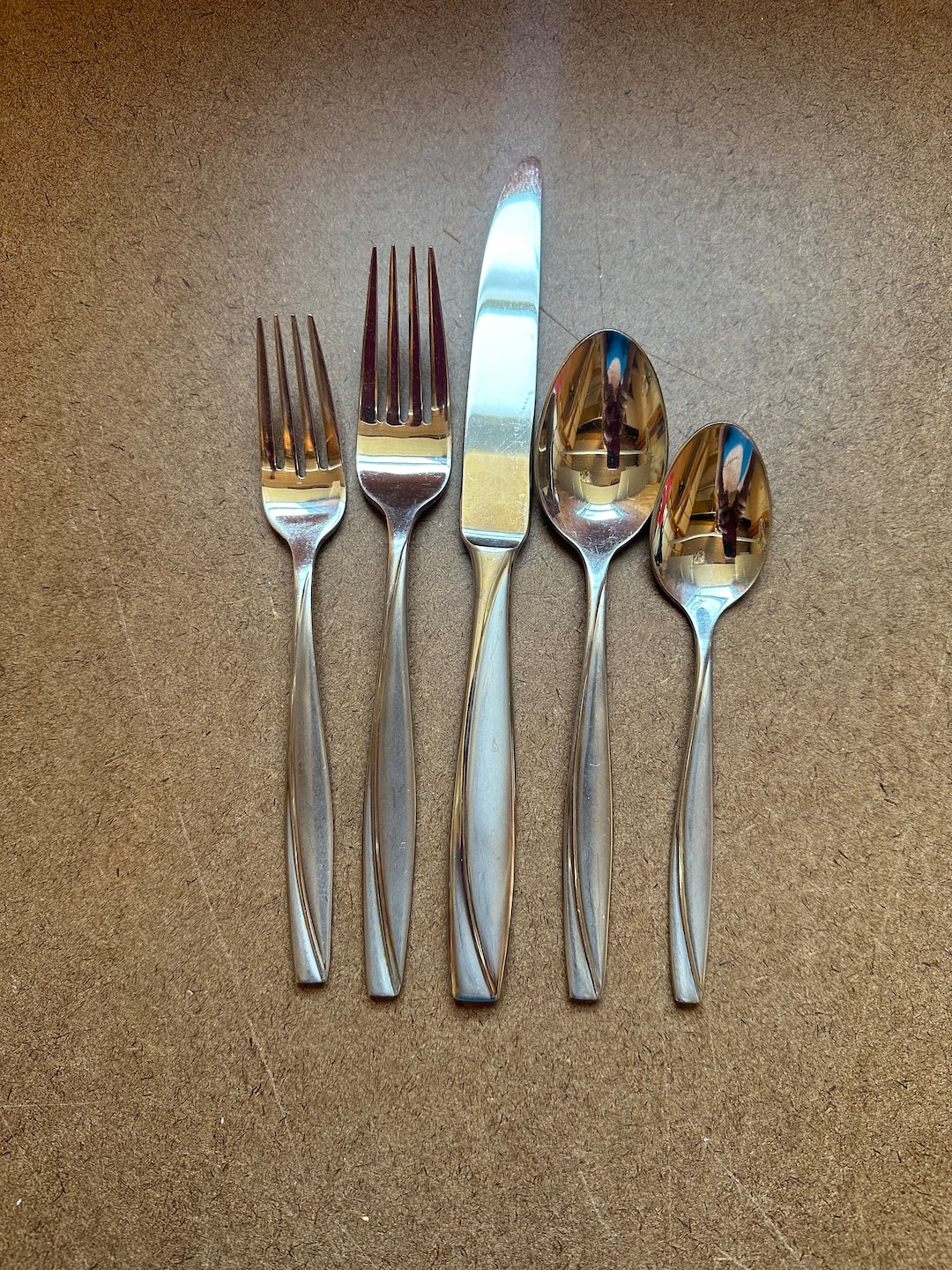 Oneida Camlynn Cleo Five-piece Place Settings/ Two Available or Lot of ...