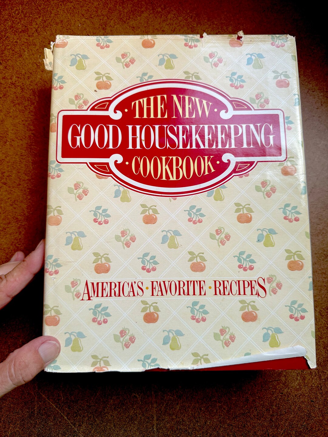 Vintage 1980s Cookbook Classic: the New Good Housekeeping Cookbook From ...