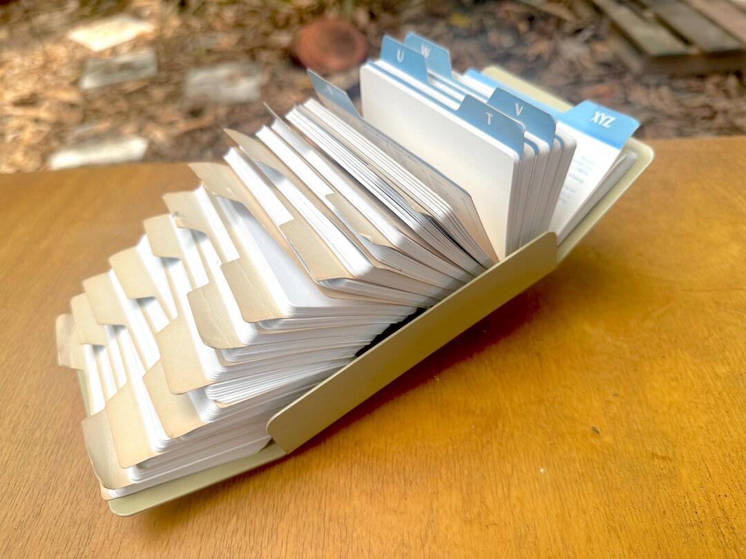 Vintage Prop-up Rolodex With Dividers and Tons of Cards / Small Card Vintage Rolodex - Etsy