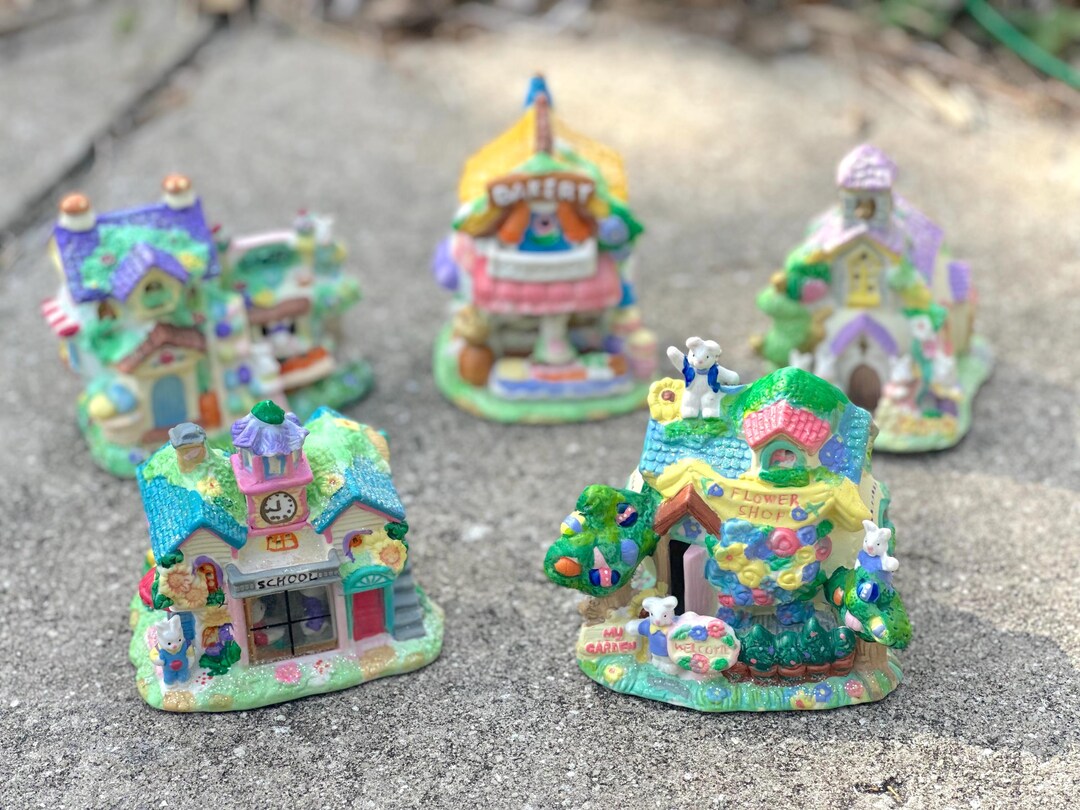 Vintage Light-up Ceramic Easter Village, Set of Five, All With Light ...