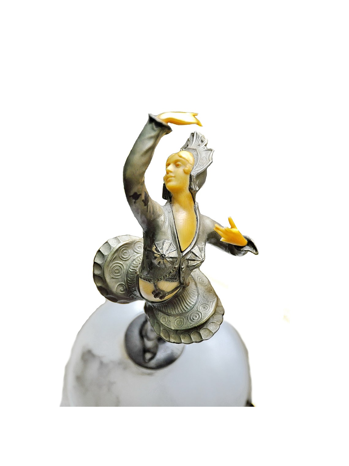 Art Deco Cabaret Dancer Table Lamp1920s Art Deco Dancing Woman Lighting ...