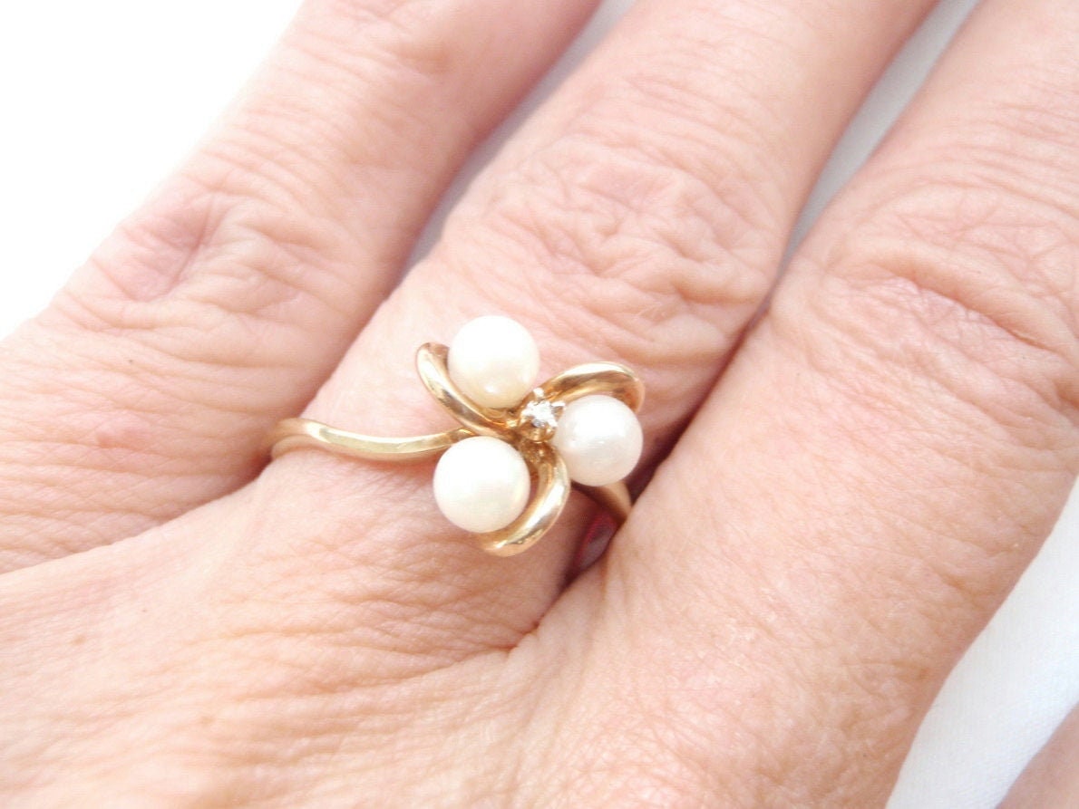 Mid Century Three Pearl Diamond Ring Cultured Pearls Set in 10k Yellow ...