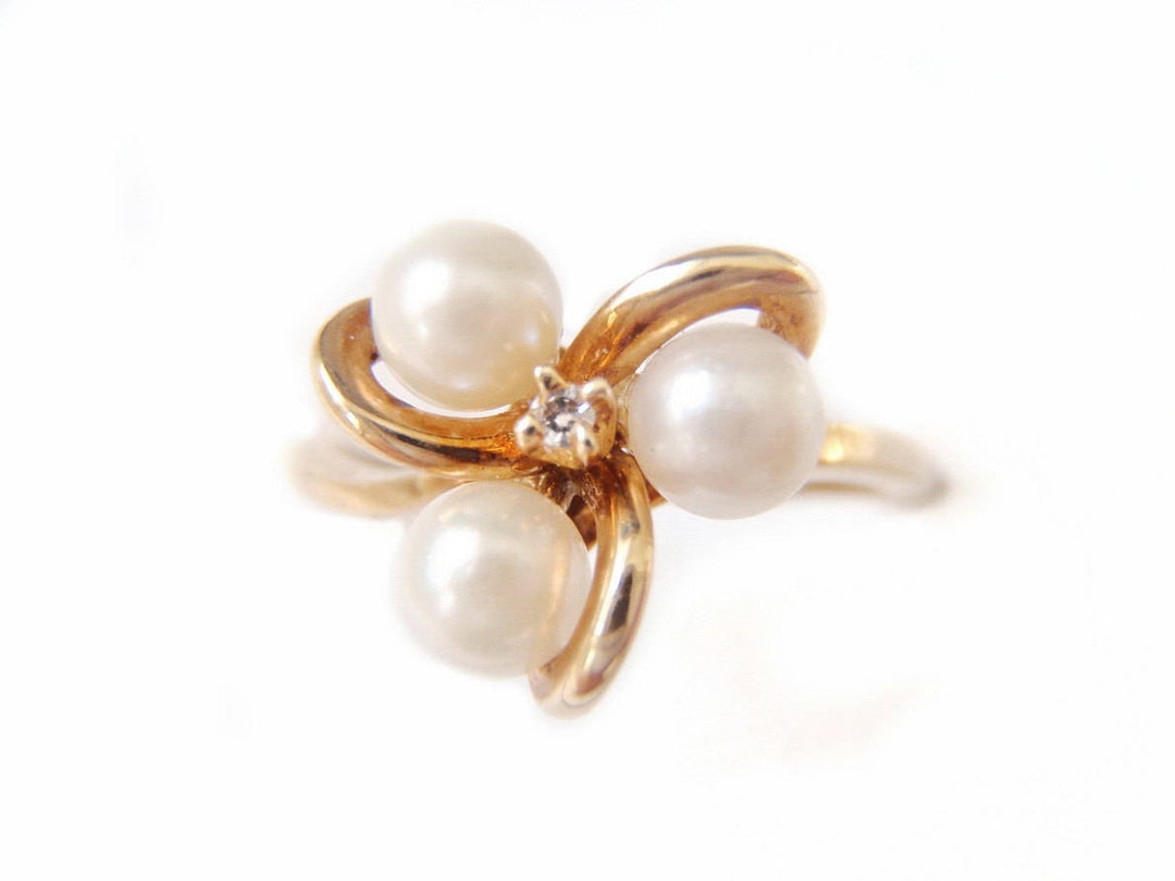 Mid Century Three Pearl Diamond Ring Cultured Pearls Set in 10k Yellow ...